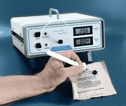 Cole Parmer Dual Track 02/CO2 analyser model 902D, Quantity: 1 Stück ...