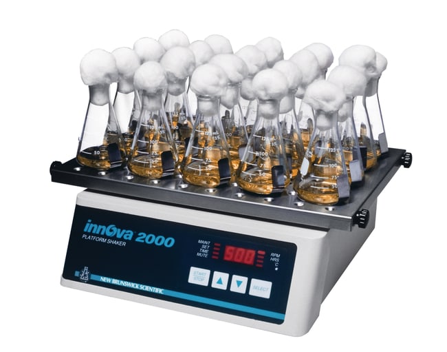 Eppendorf New Brunswick Innova 2050, 240 V, orbit 1.9 cm (0.75 in) 19 ...